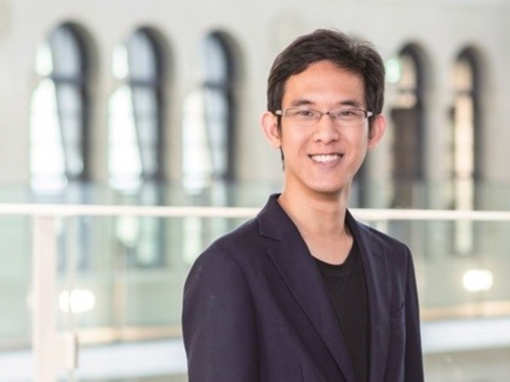 Student and Faculty Voices – School of Political Science and Economics ...