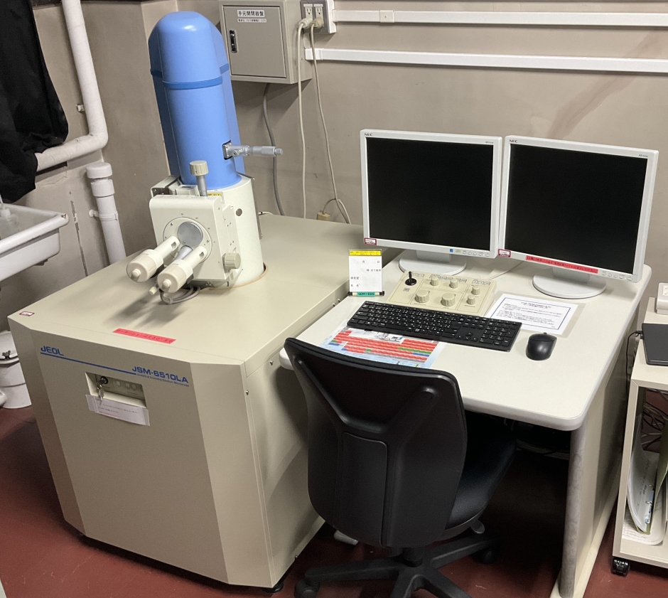 分析機器室設備 – 早稲田大学 各務記念材料技術研究所