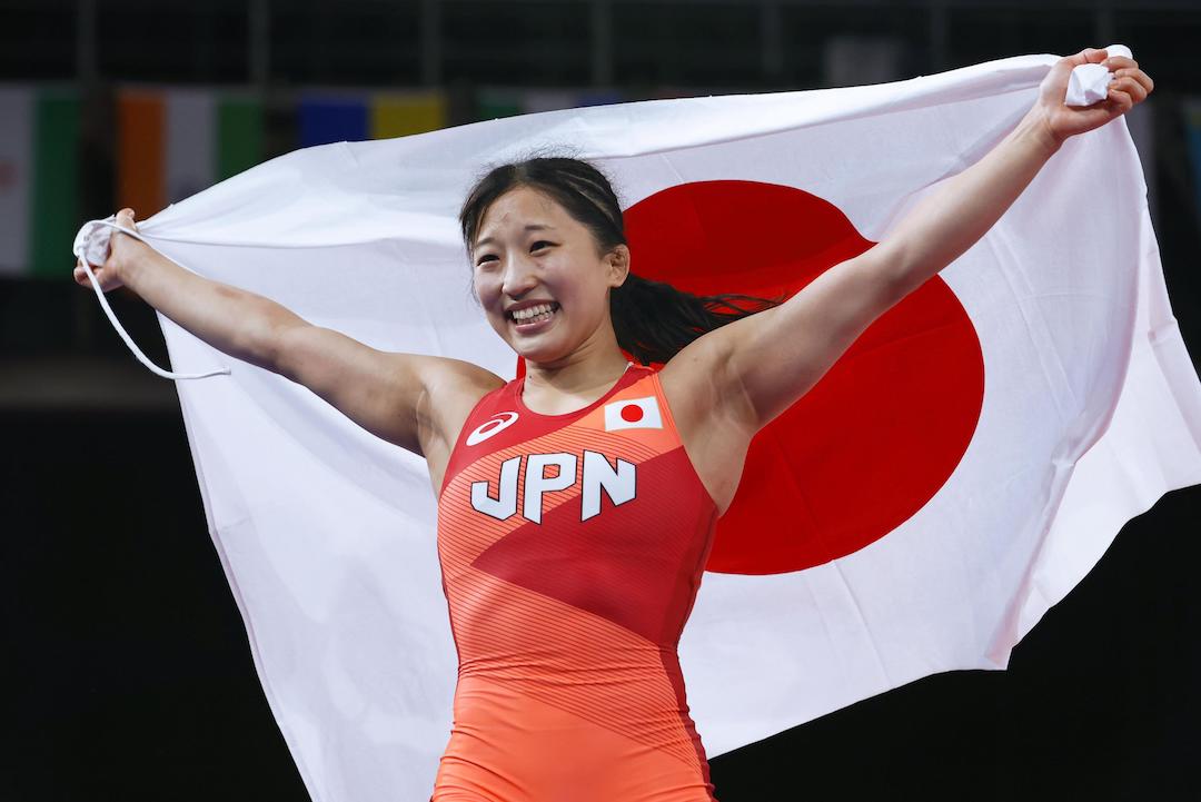 Full of Waseda Pride, Wrestling Club Athlete Yui Susaki Wins Gold with Incredible Performance ...