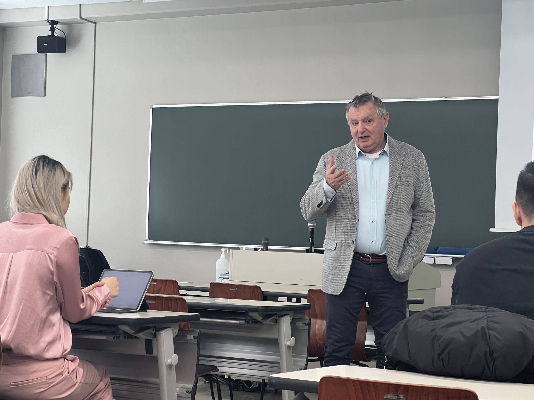 Lecture Report: Hungarian University of Sports Science Dr. Zsolt Radak ...