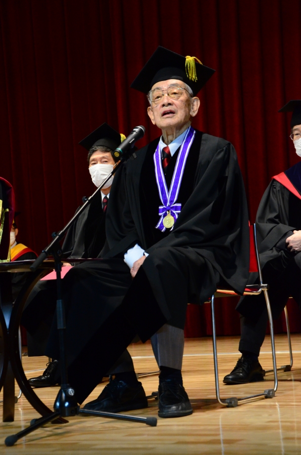 Autumn 2021 graduation ceremonies held on September 18 – Waseda University