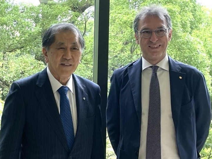 世界人類に貢献する大学になるために – 早稲田大学