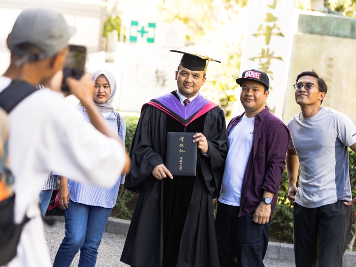 Autumn 2024 Graduation Ceremonies Held on September 15 – Waseda University